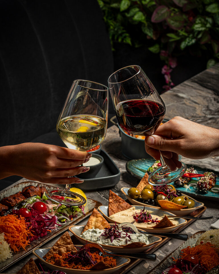 Contact - The Eyna | Turkish Restaurant | Basildon SS13 1BW, UK